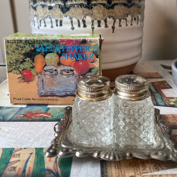 Kitchen | Miniature Salt And Pepper Shaker Setfairycottageminitea ...